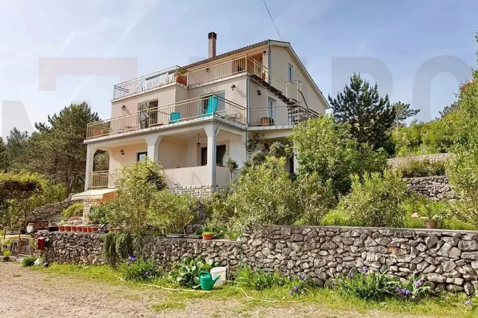 Kupoprodaja objekata i zemljišta Krk | MIRO NEKRETNINE