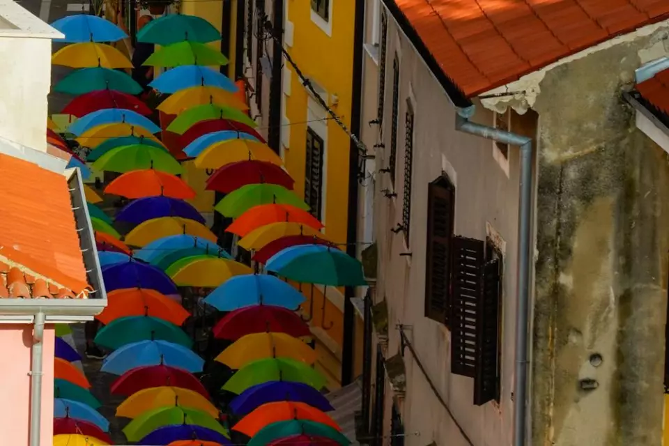 Smještaj u turističkom naselju Pineta, Novigrad | ROSAR